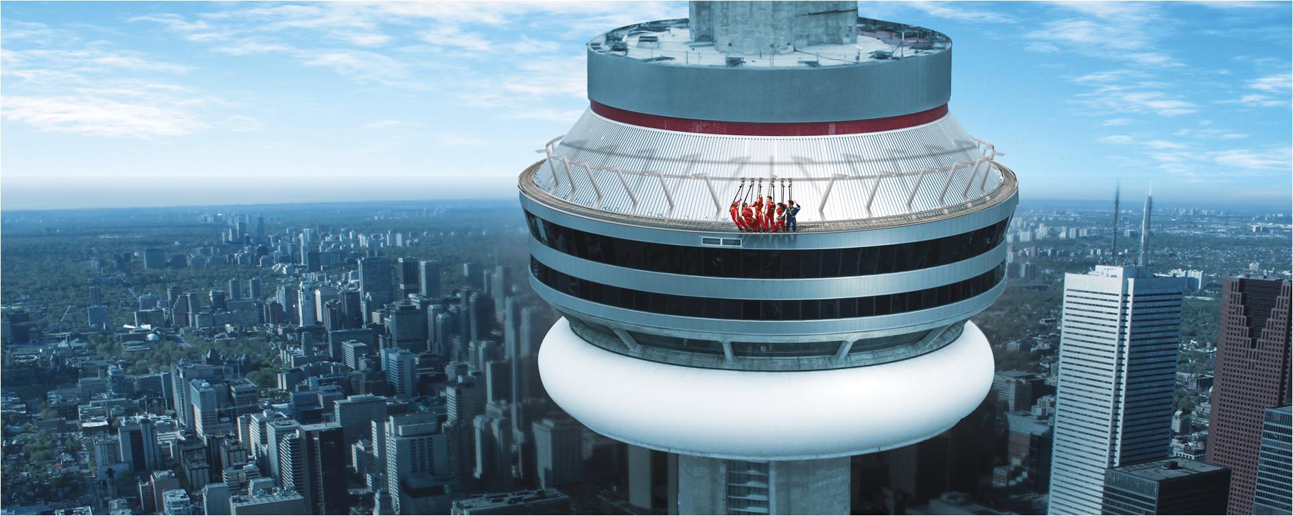 The CN Tower gets edgy » strategy The CN Tower gets edgy » strategy